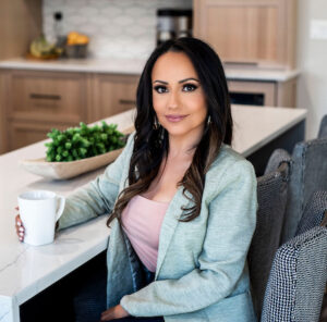 Meet Our Agents - Alpine